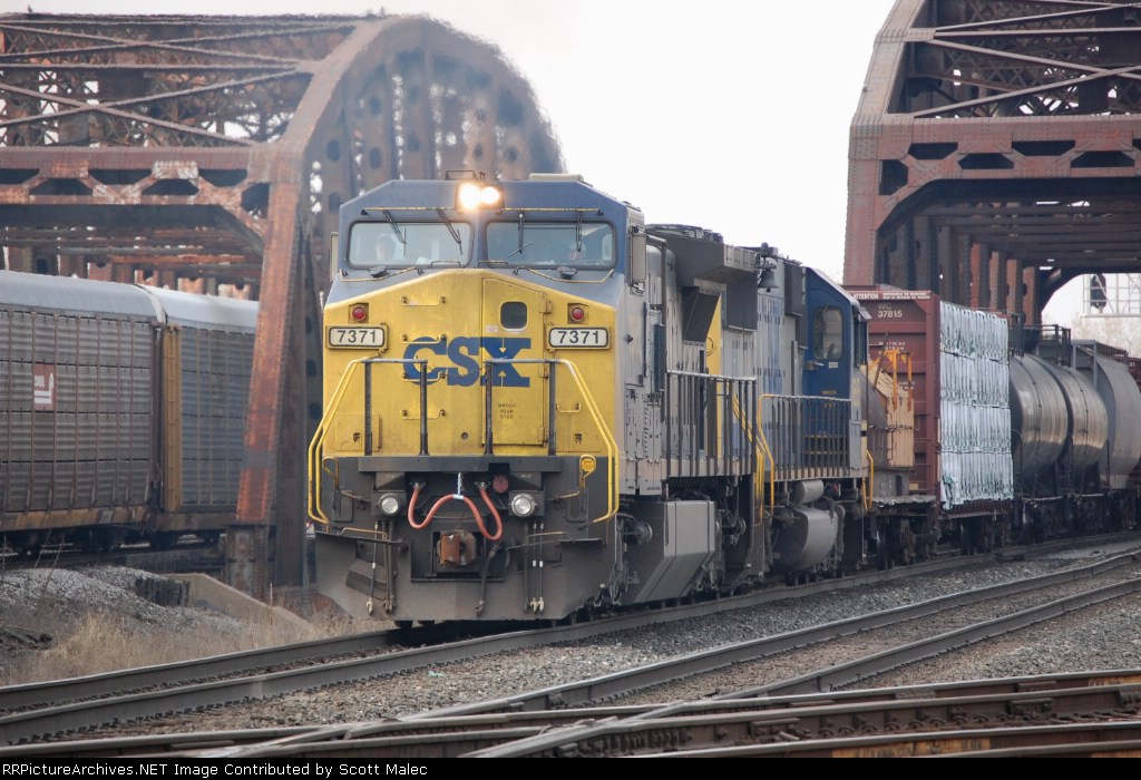 CSX 7371 & 8615